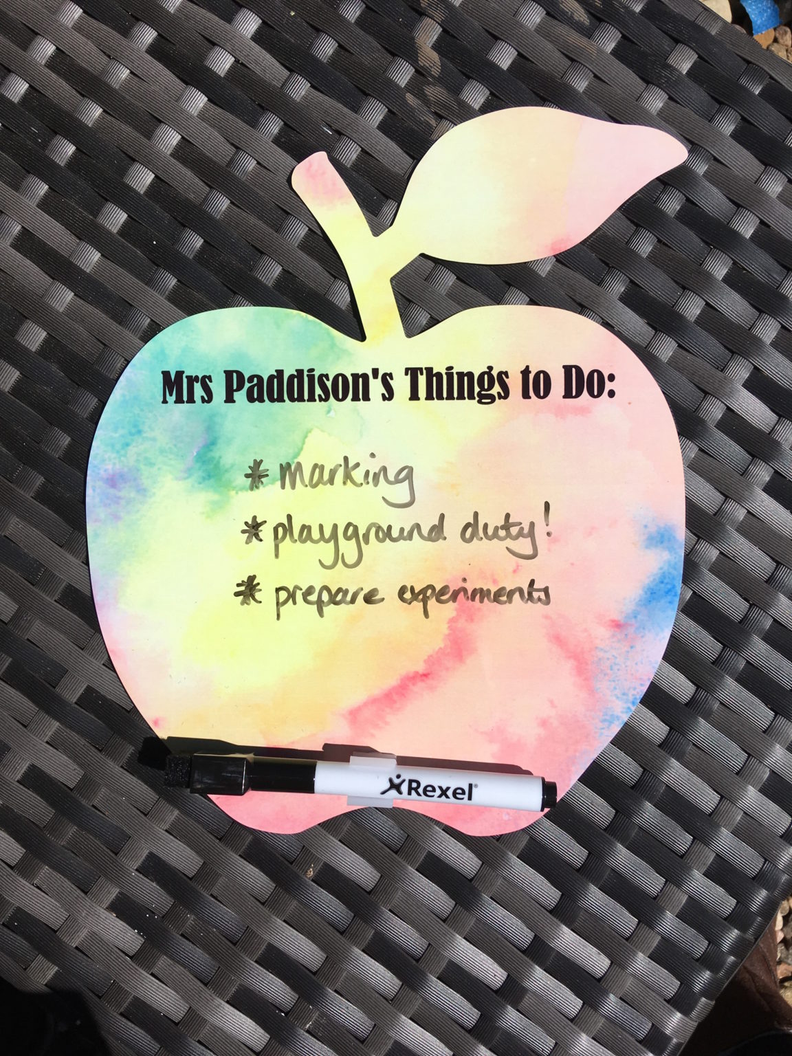 Supergiant (A3) and Giant (A4) Shapes for Notice Boards or Dry Wipe ...