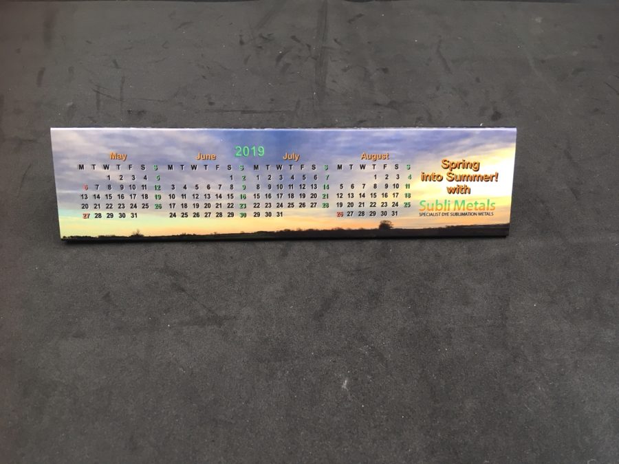 Freestanding (scored) Tri-Fold Desk Sign/Calendar - Subli Metals Ltd